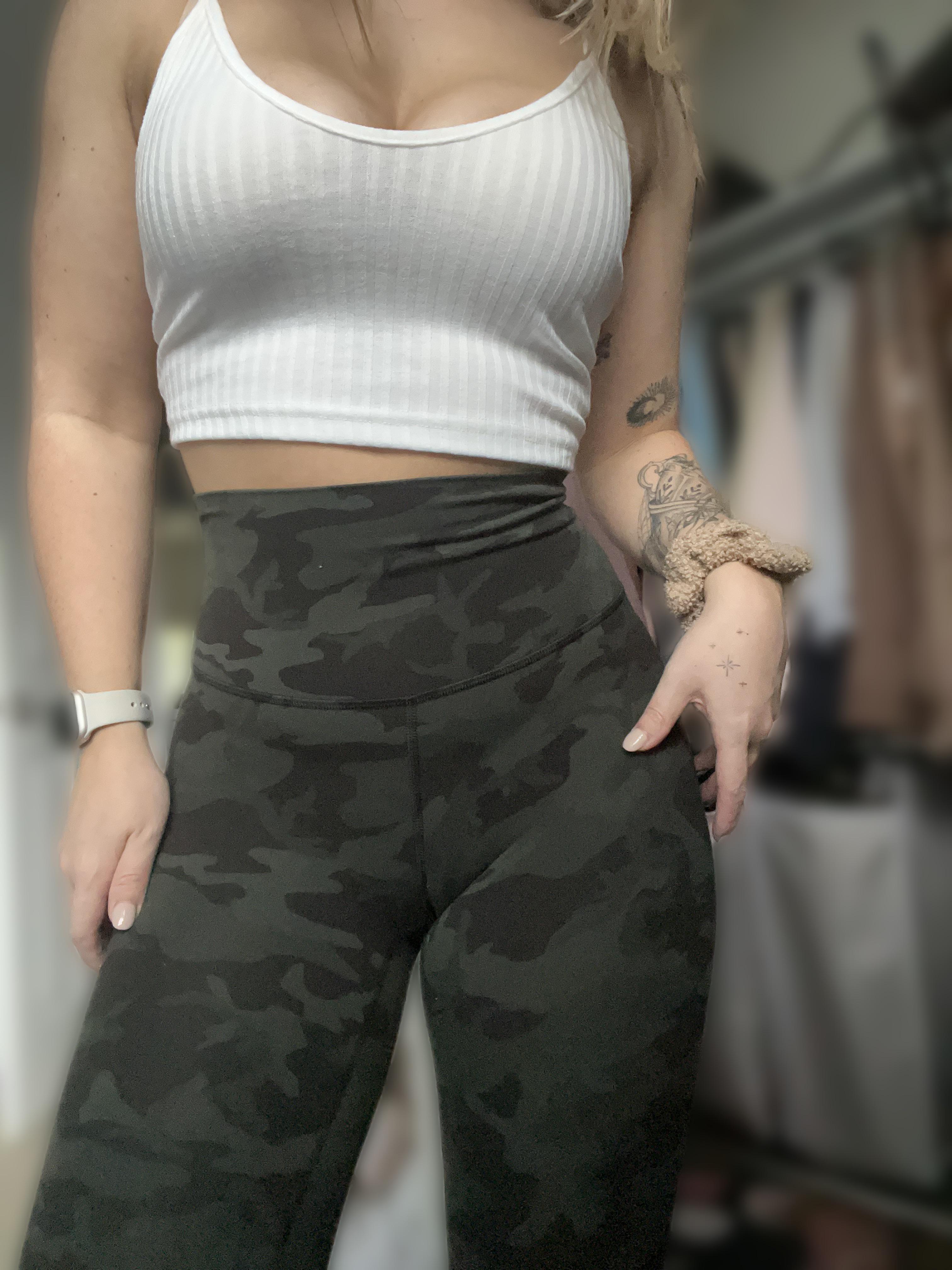 the back view is even better 🫢. why did I wait so long to get the green camo? | Scrolller