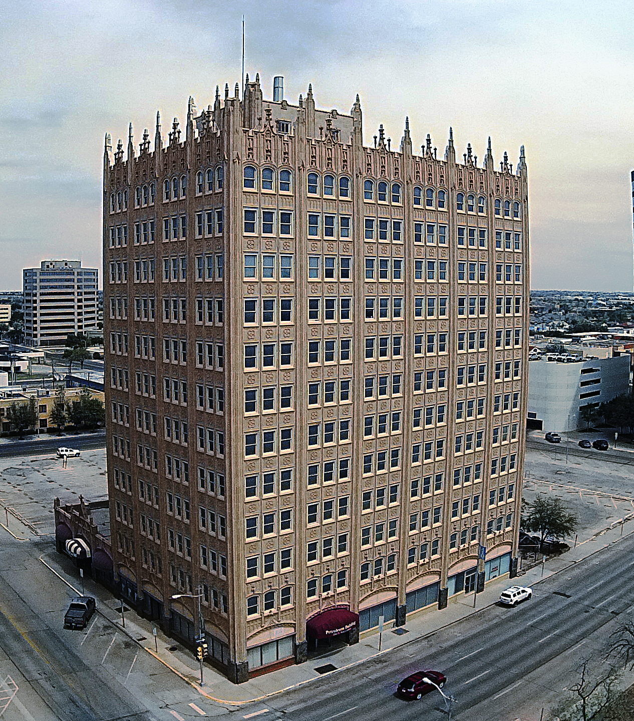 The Coolest Looking Building in Midland | Scrolller