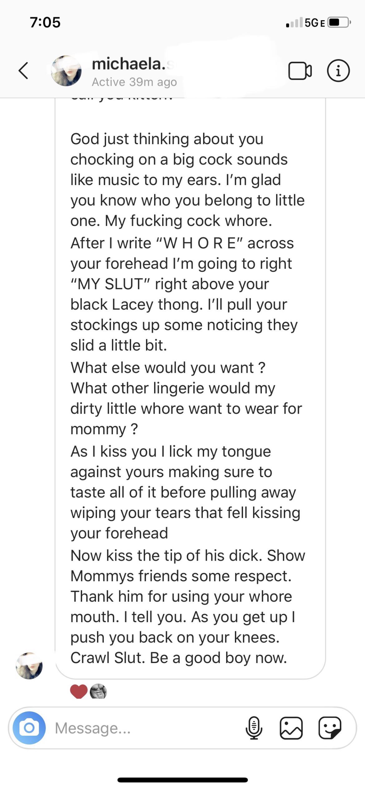 The perfect mommy domme | Scrolller