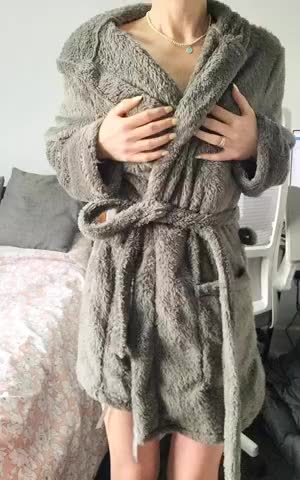 The robe hides the good stuff. | Scrolller