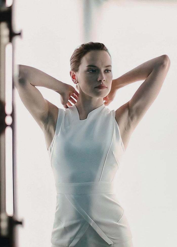 The source of my erection 🪒 Daisy Ridley | Scrolller