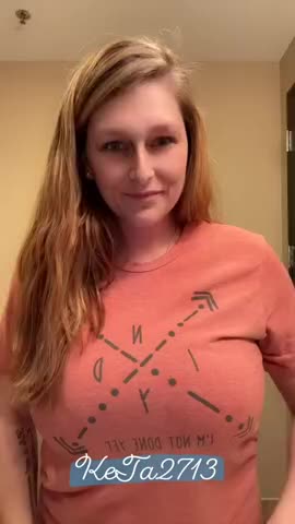 This hotwife wants to put them in your face 😏 | Scrolller