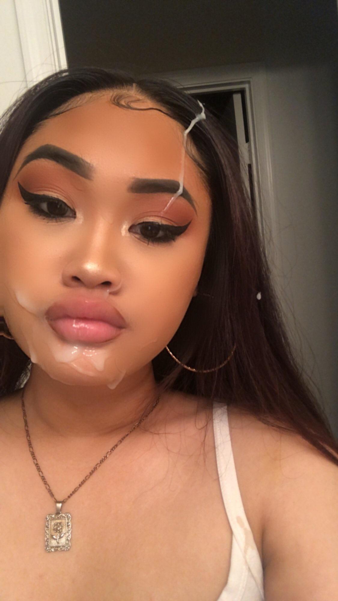 Those lips…. | Scrolller