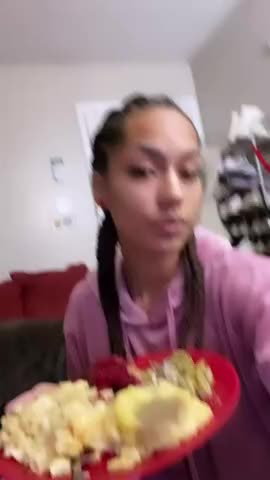 Throwback to My thanksgiving poop ️ | Scrolller