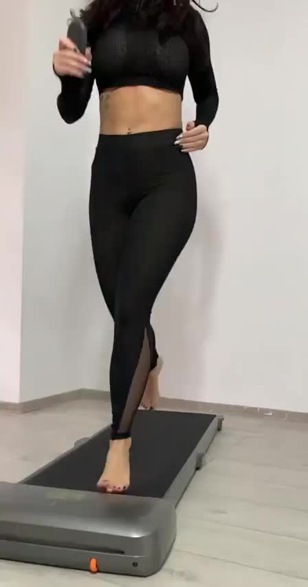 Time for cardio | Scrolller