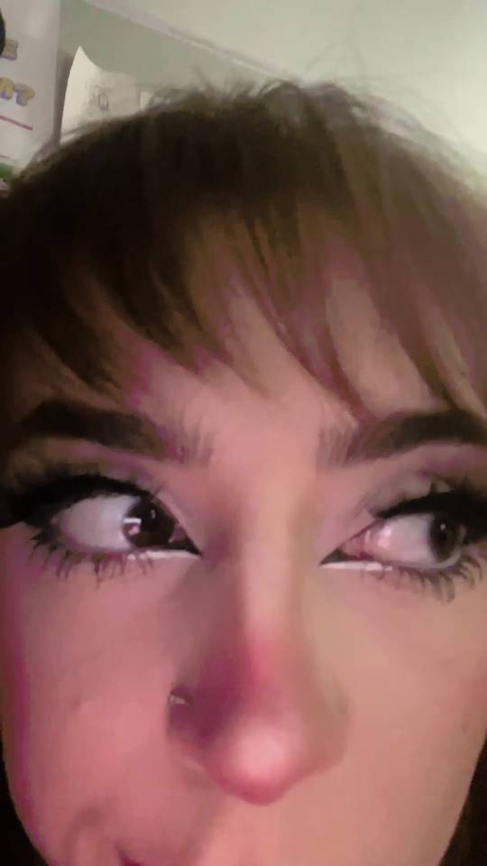 Tiny titties for the win! | Scrolller