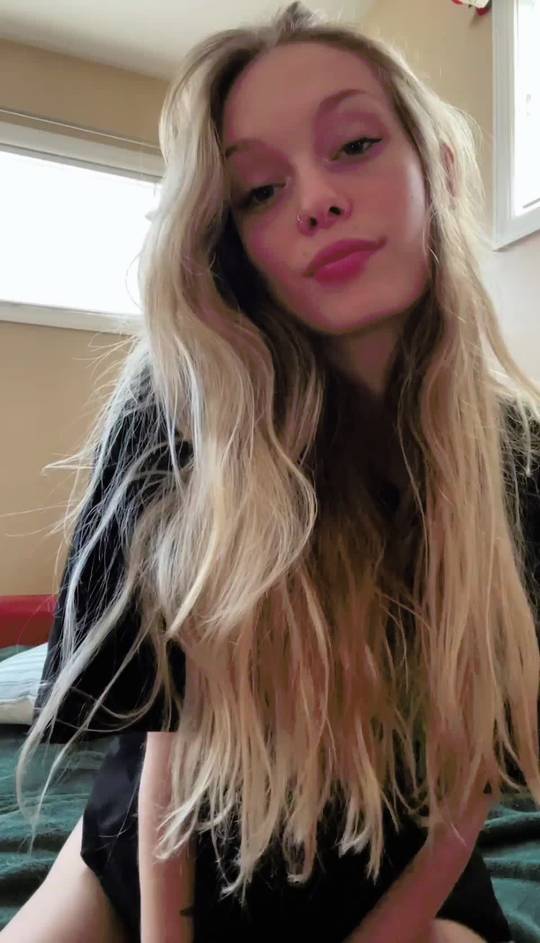 Tiny titties make the best titties | Scrolller