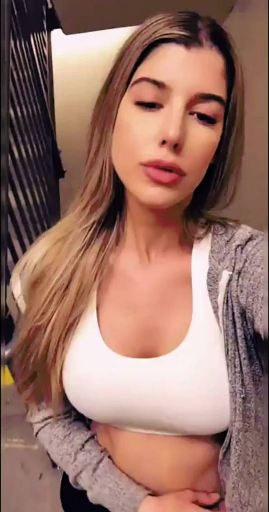 Titty Drop | Scrolller