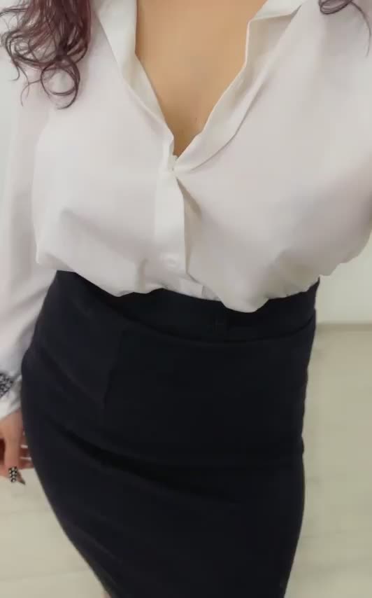 Titty Tuesday at the office | Scrolller