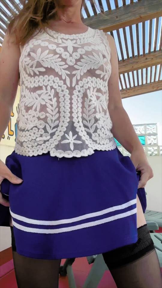 Today is another Nopanties day even if it's a little cold | Scrolller