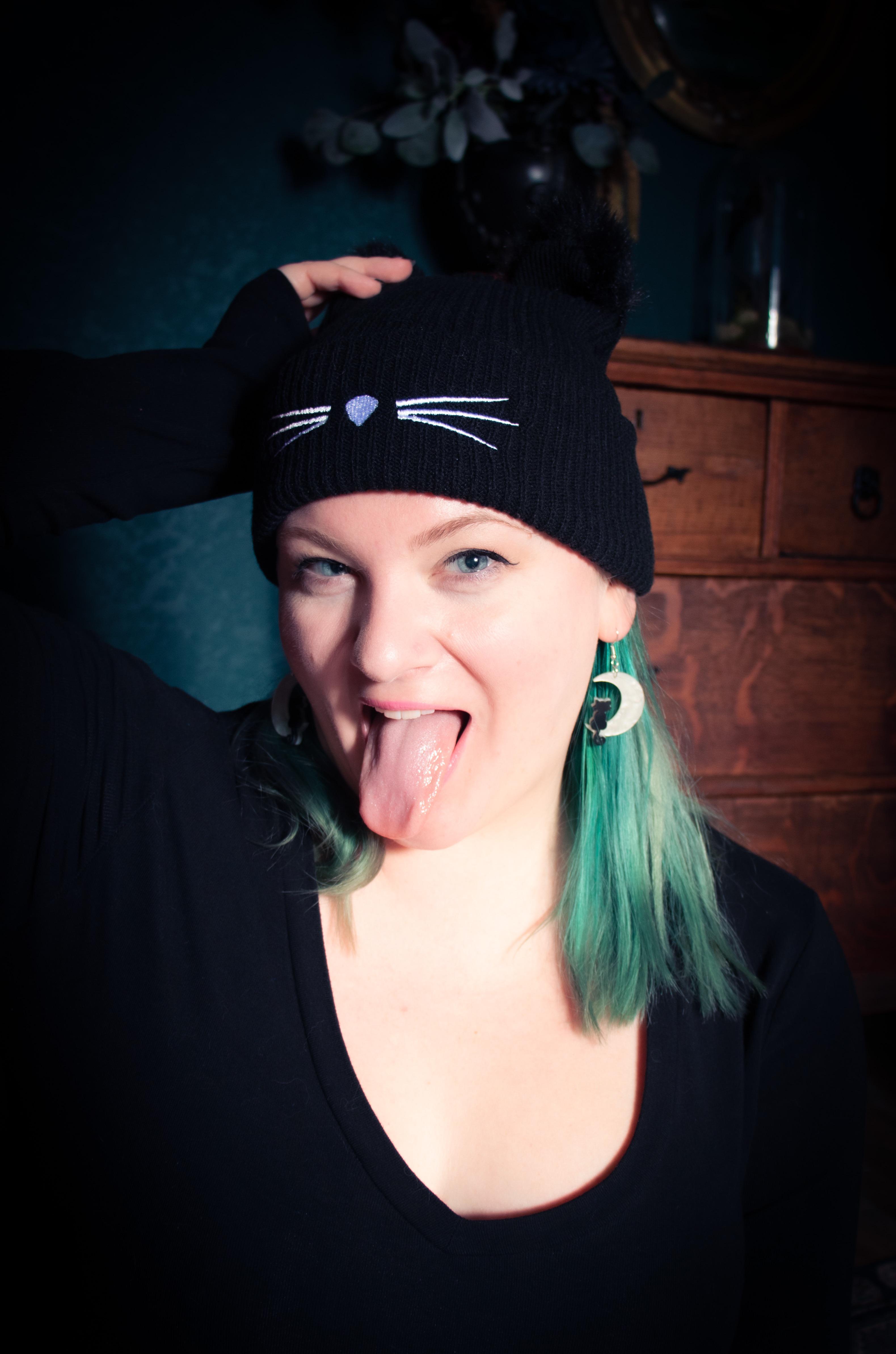 Tongue out 😛 | Scrolller