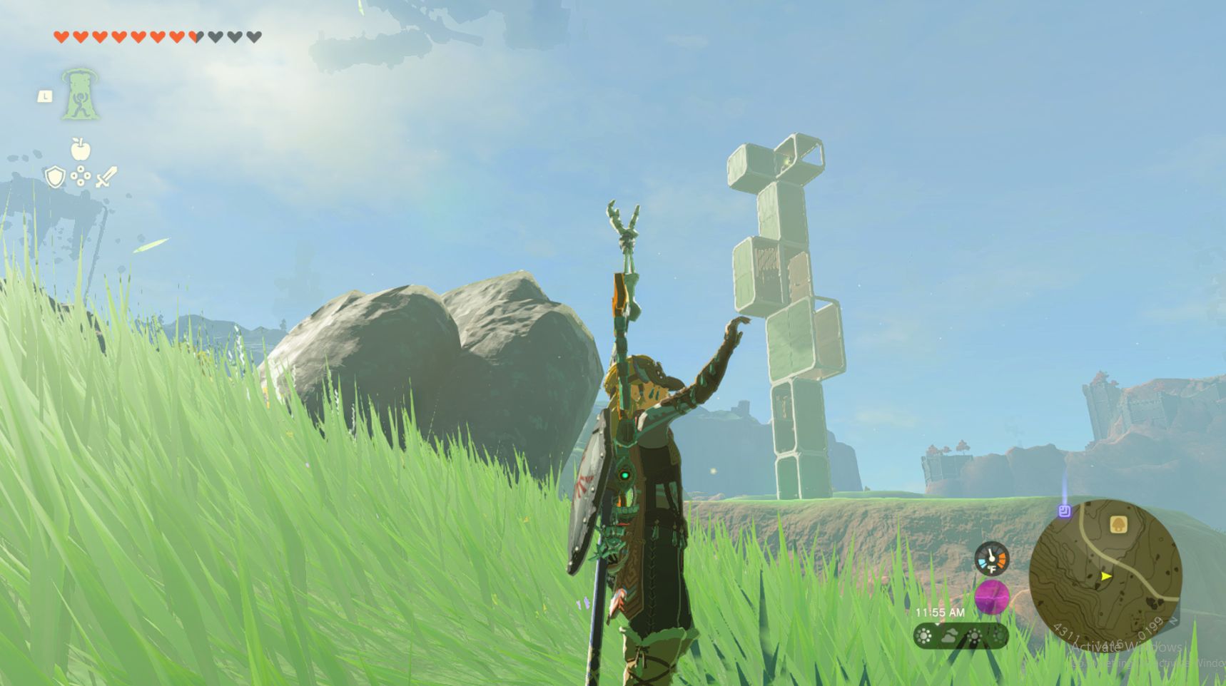 tourist holding the leaning tower of tarrey town | Scrolller