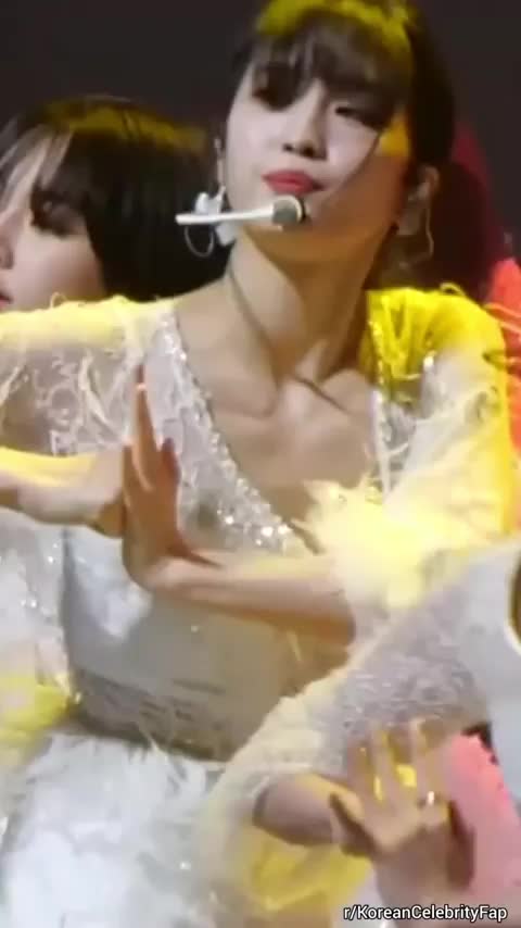 Twice Momo | Scrolller