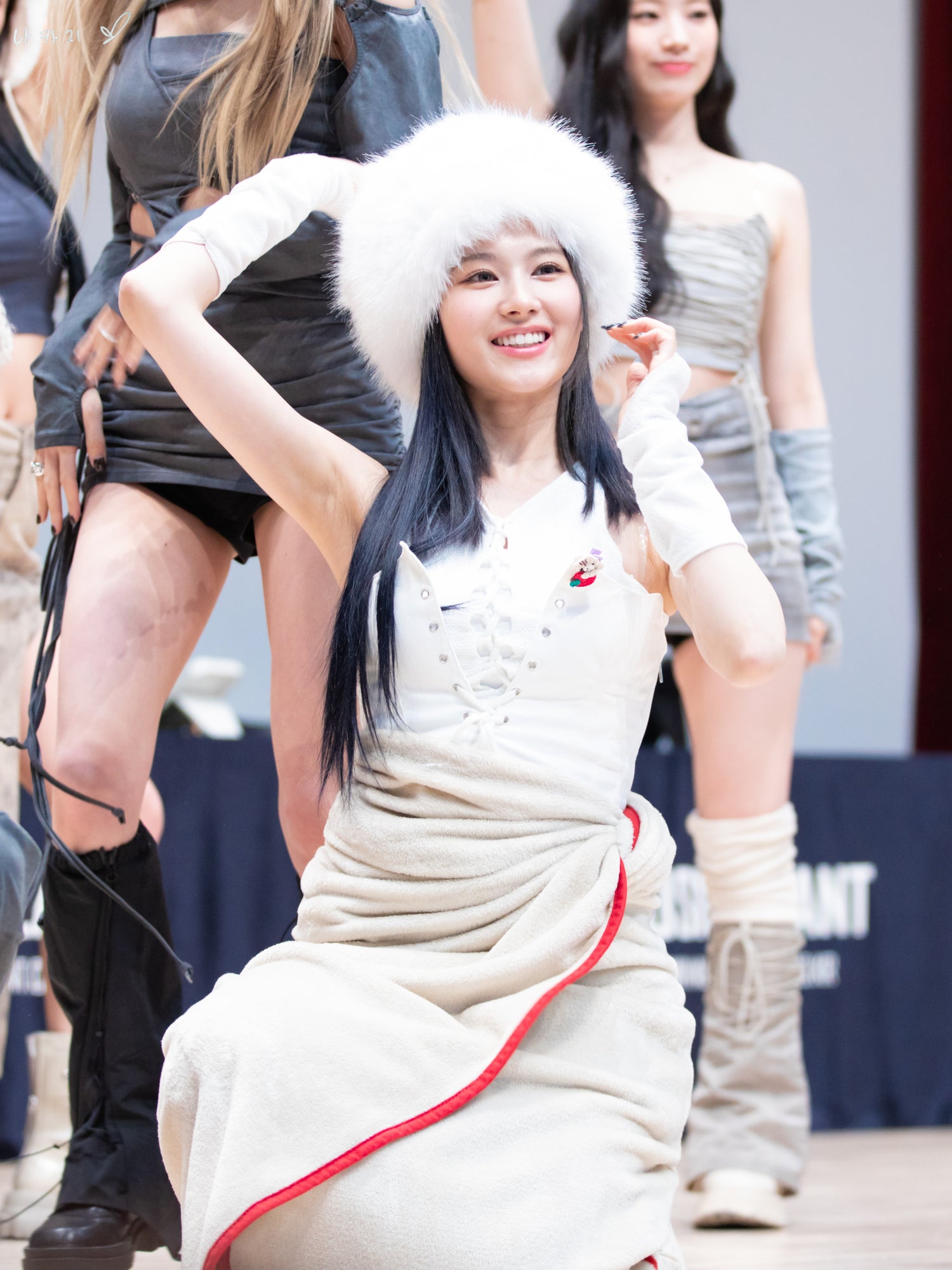 Twice - Sana | Scrolller