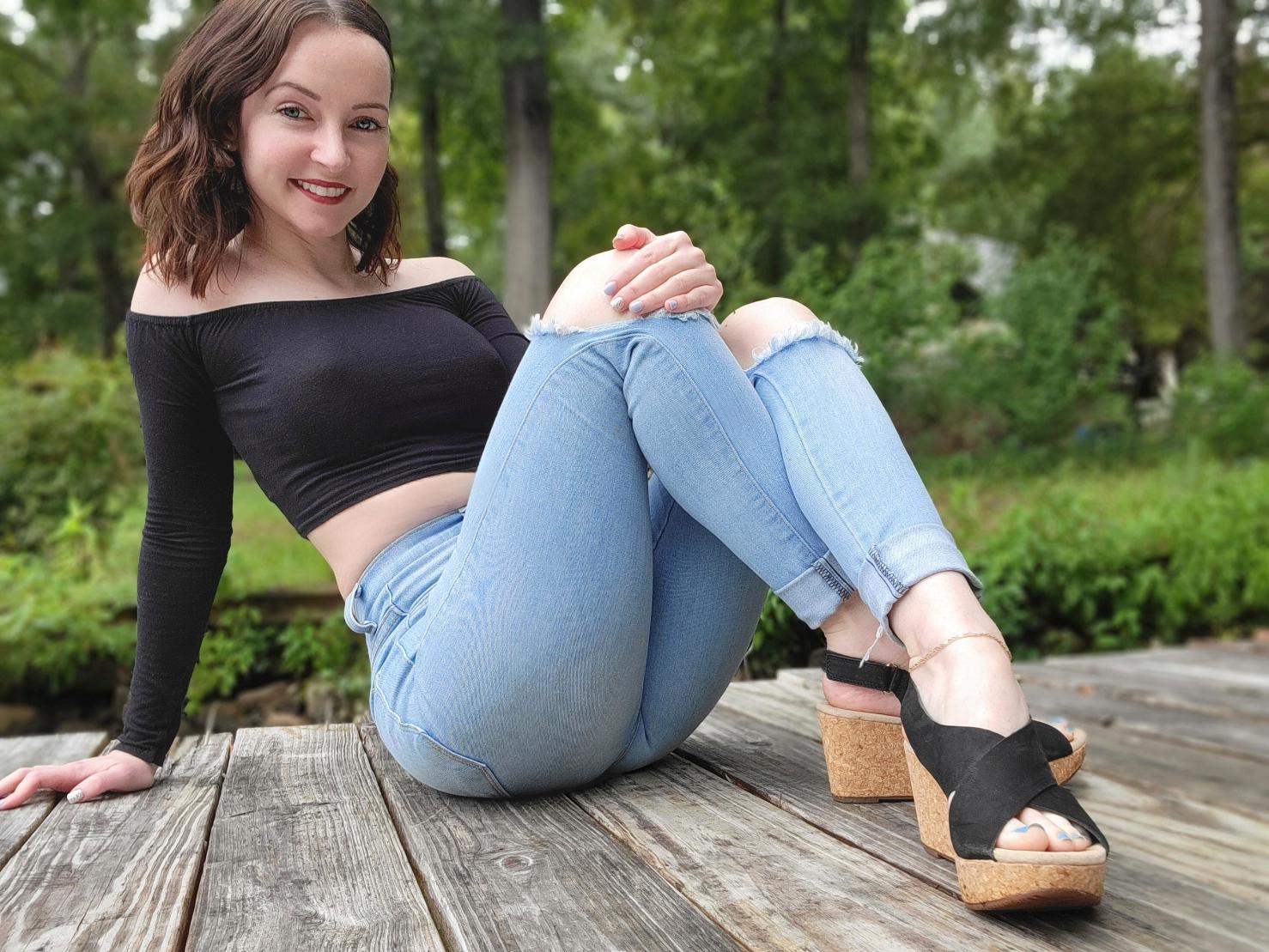 /u/Thetinyfeettreat (irtr) | Scrolller