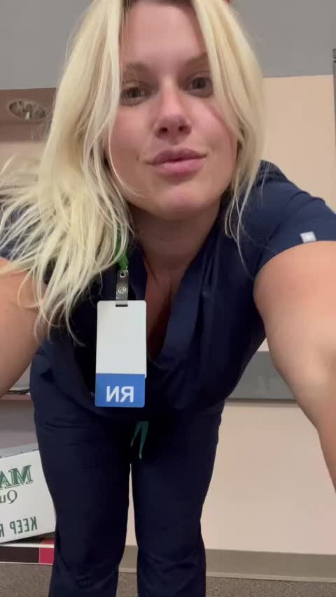 Ugh, I just love showing off | Scrolller