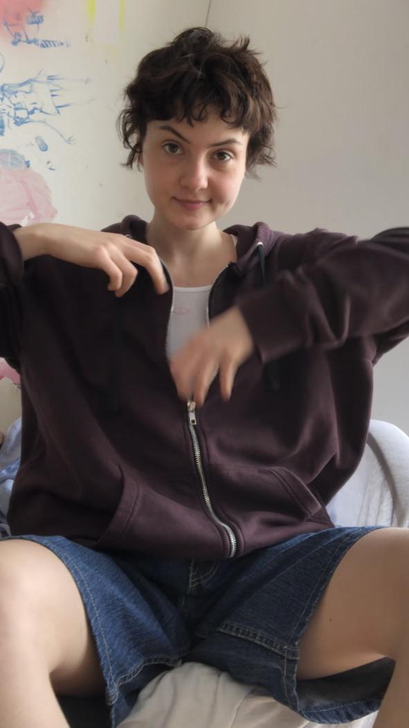 Unzipping is the best part | Scrolller