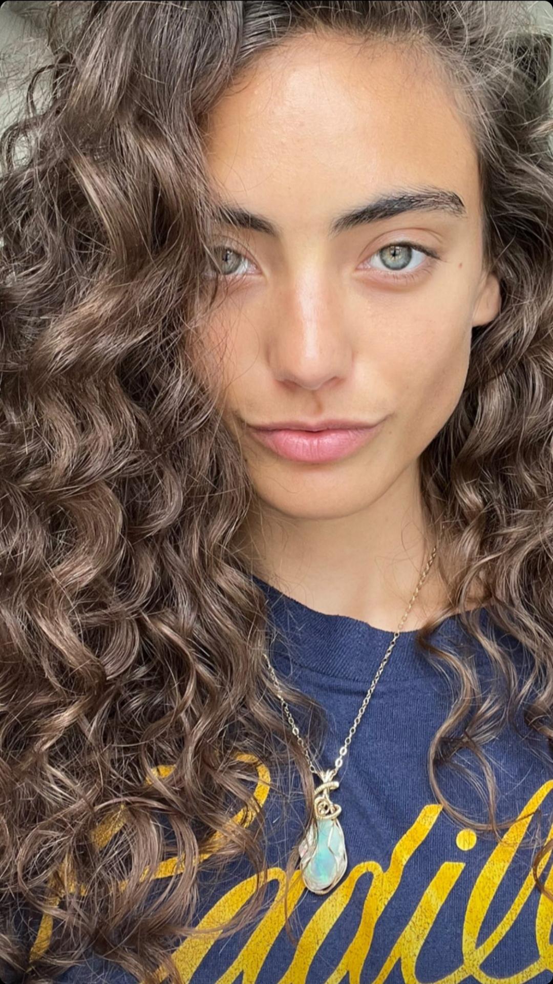 Vanessa Moe | Scrolller