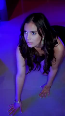 Violet Starr | Scrolller