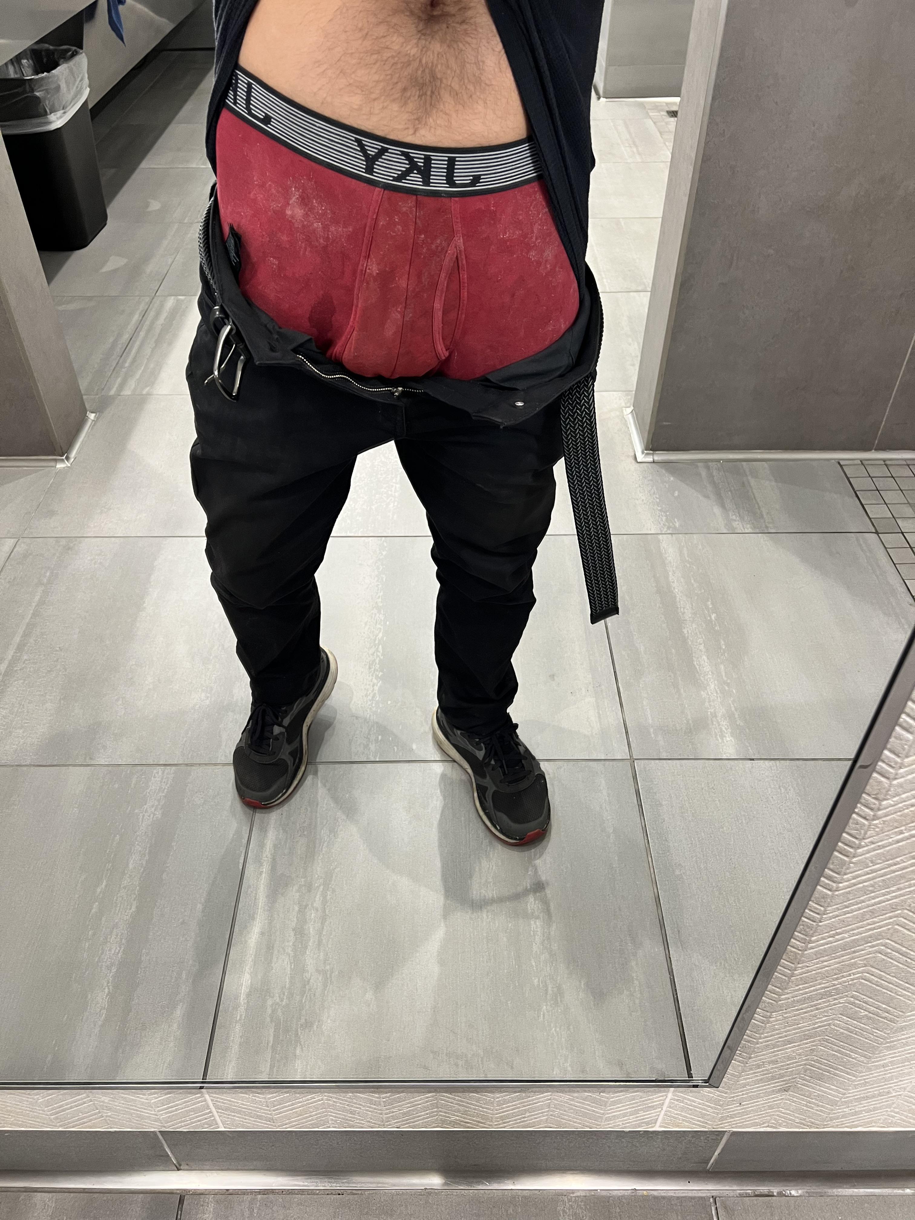 Wearing another rag at work today. | Scrolller