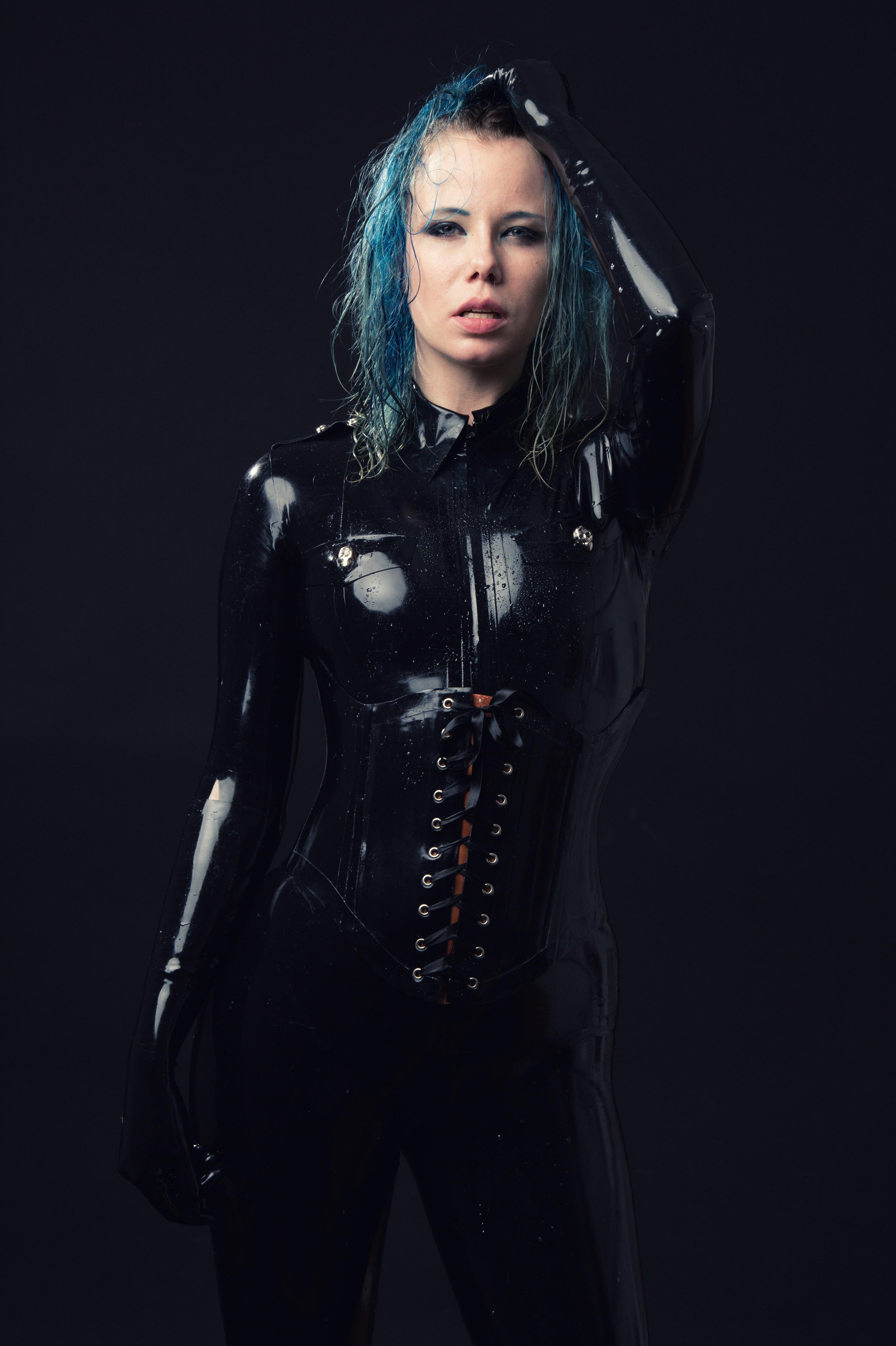 Wet hair, catsuit and latex corset! | Scrolller