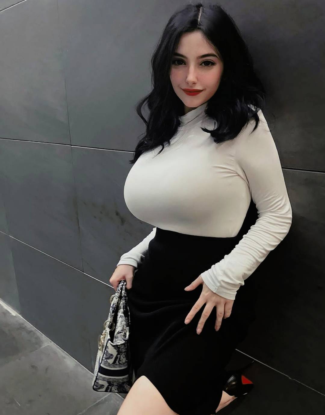 What a woman | Scrolller