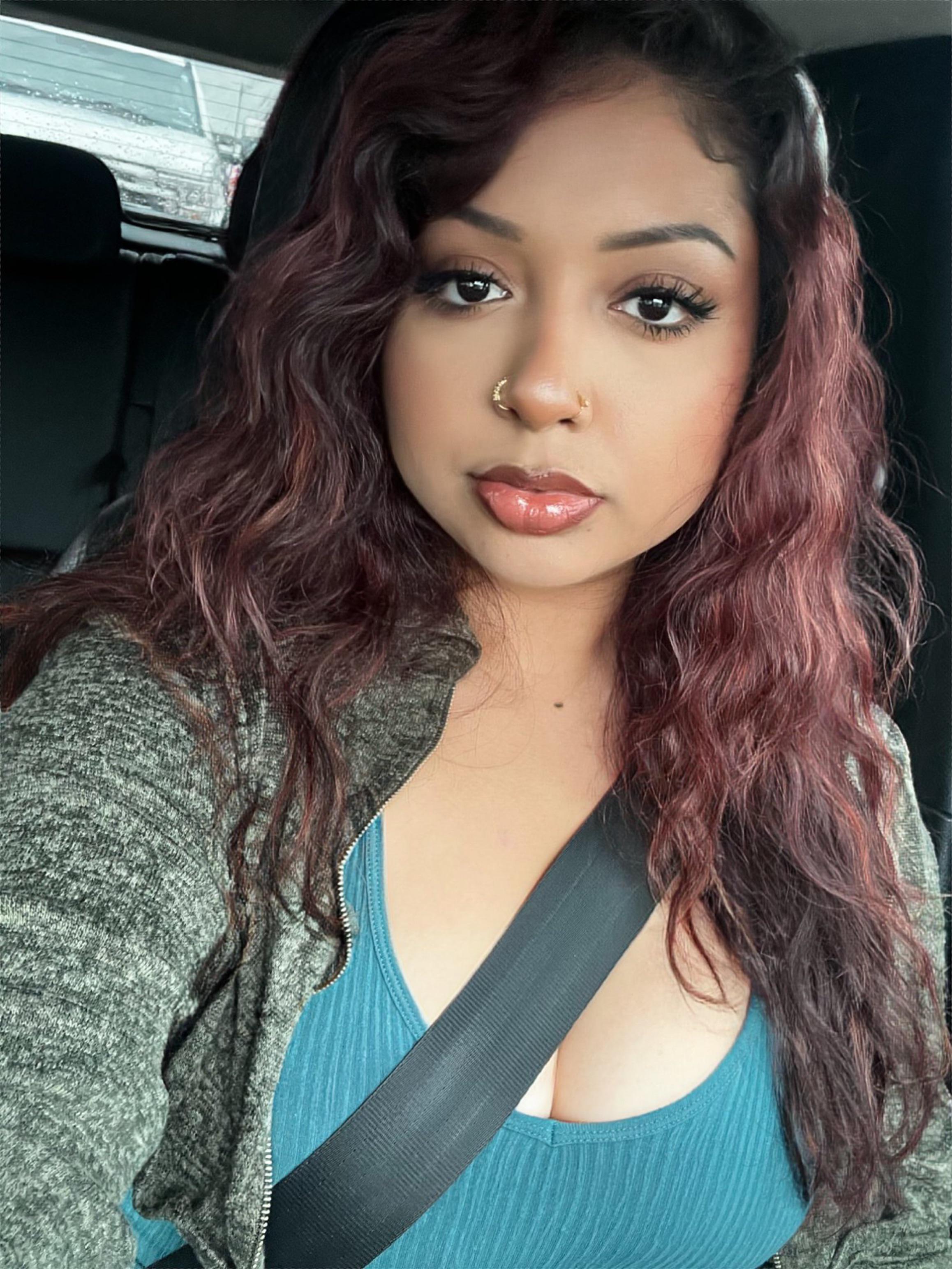 When in traffic 🤝 selfie | Scrolller