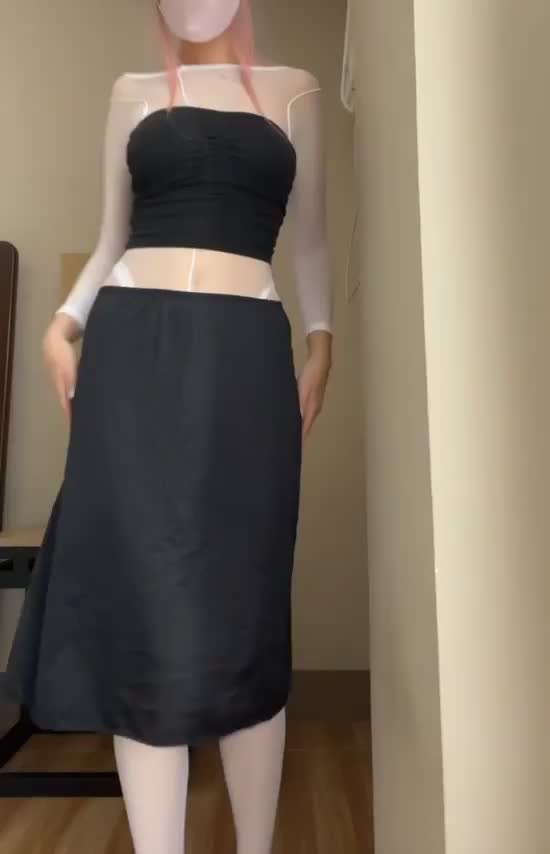 White bodystockng | Scrolller