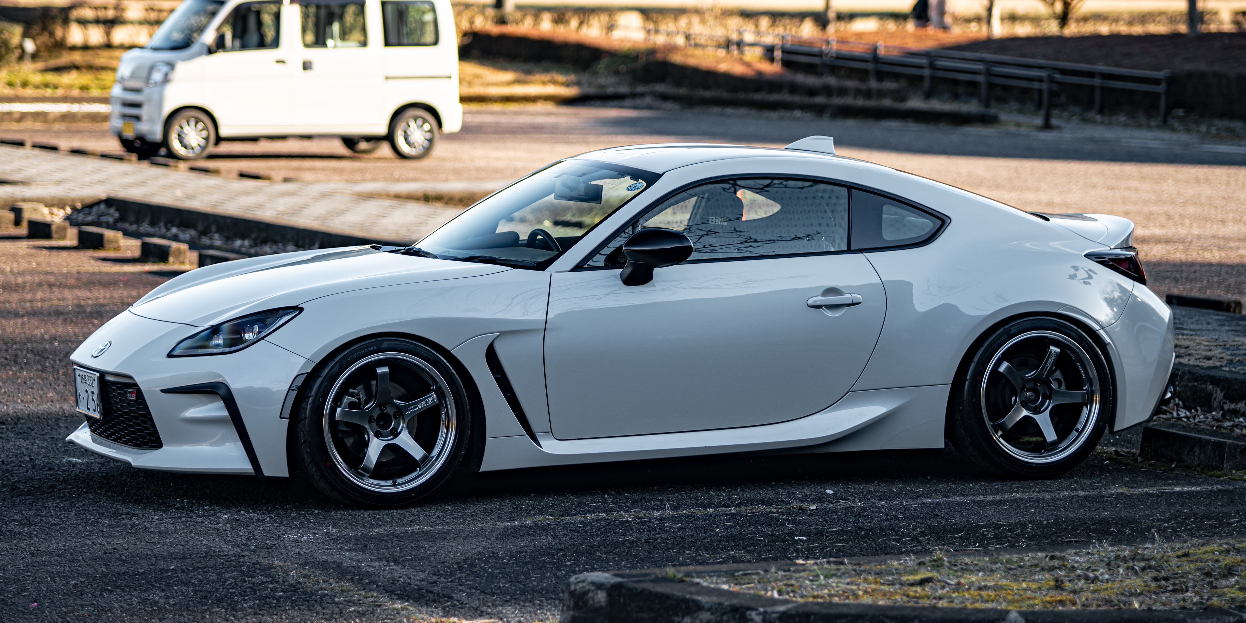 White GR86 on 𝑨𝑫𝑽𝑨𝑵 𝑮𝑻 𝑩𝑬𝒀𝑶𝑵𝑫 | Scrolller