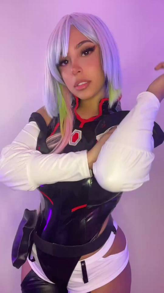 Who’s taking a chance with Lucy?💗 | Scrolller