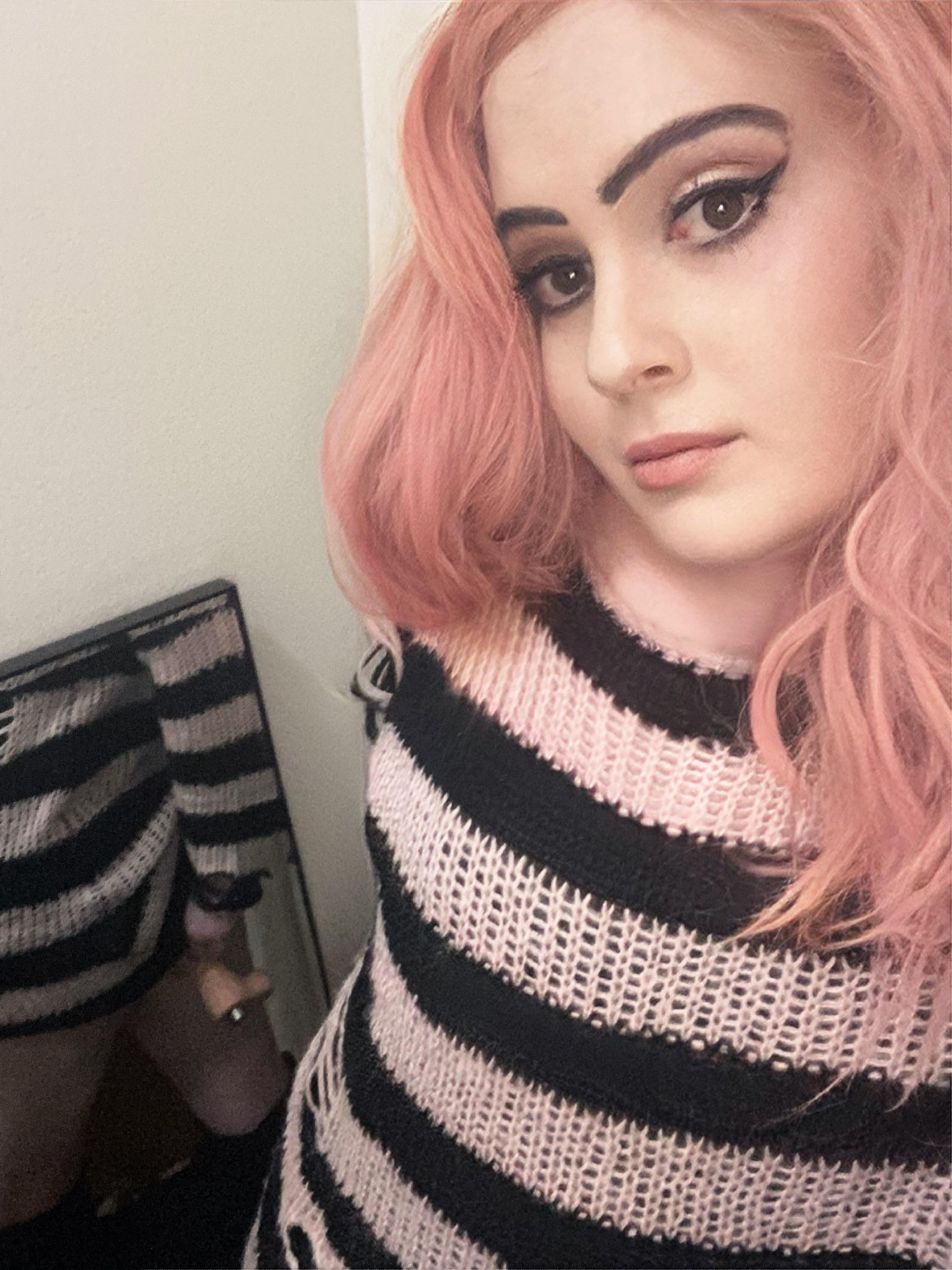 Who wants to join me? | Scrolller