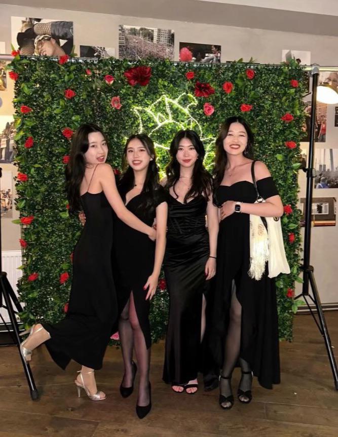 Who would you choose? | Scrolller