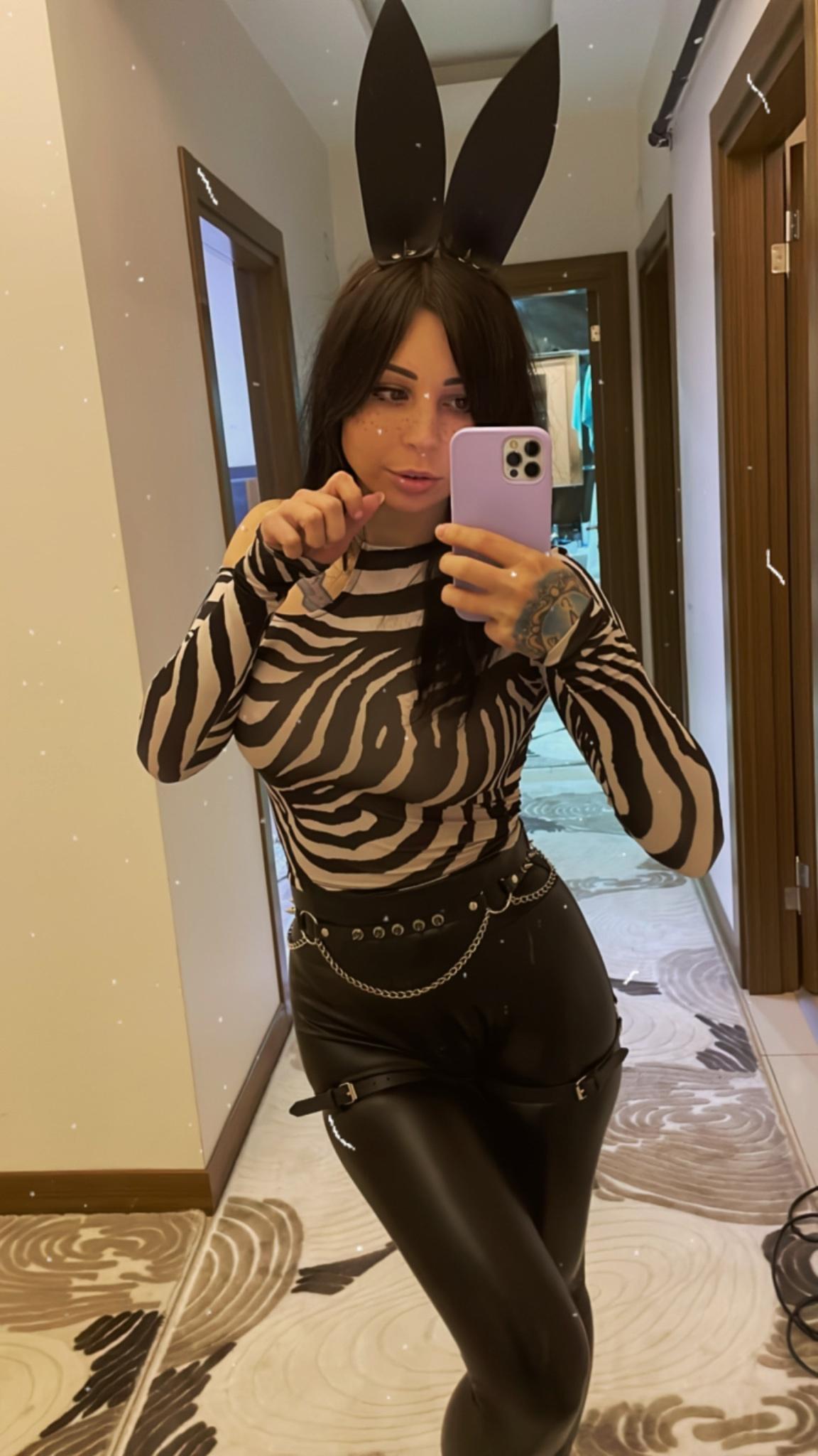 will you be my prey? | Scrolller