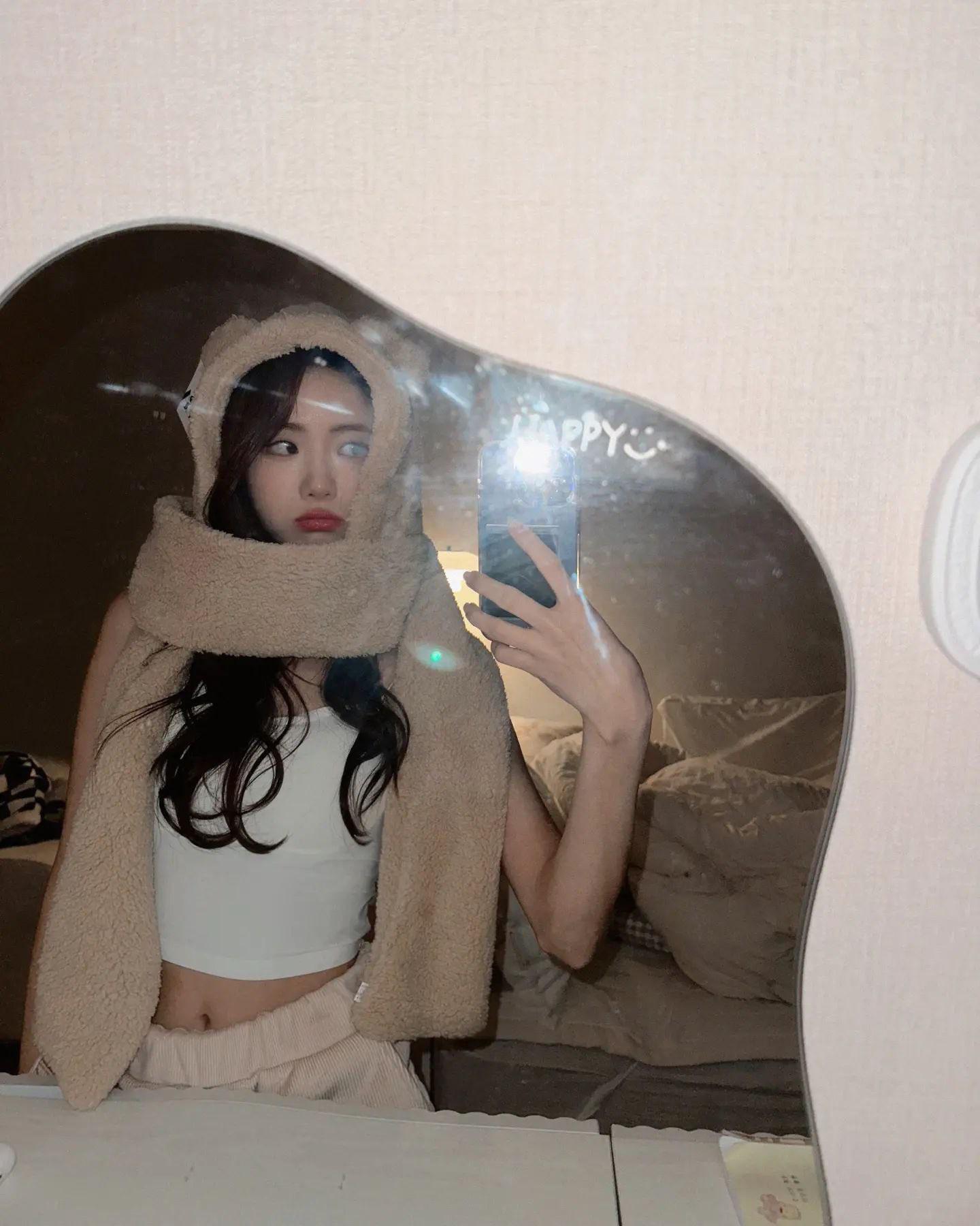 WJSN - Luda | Scrolller