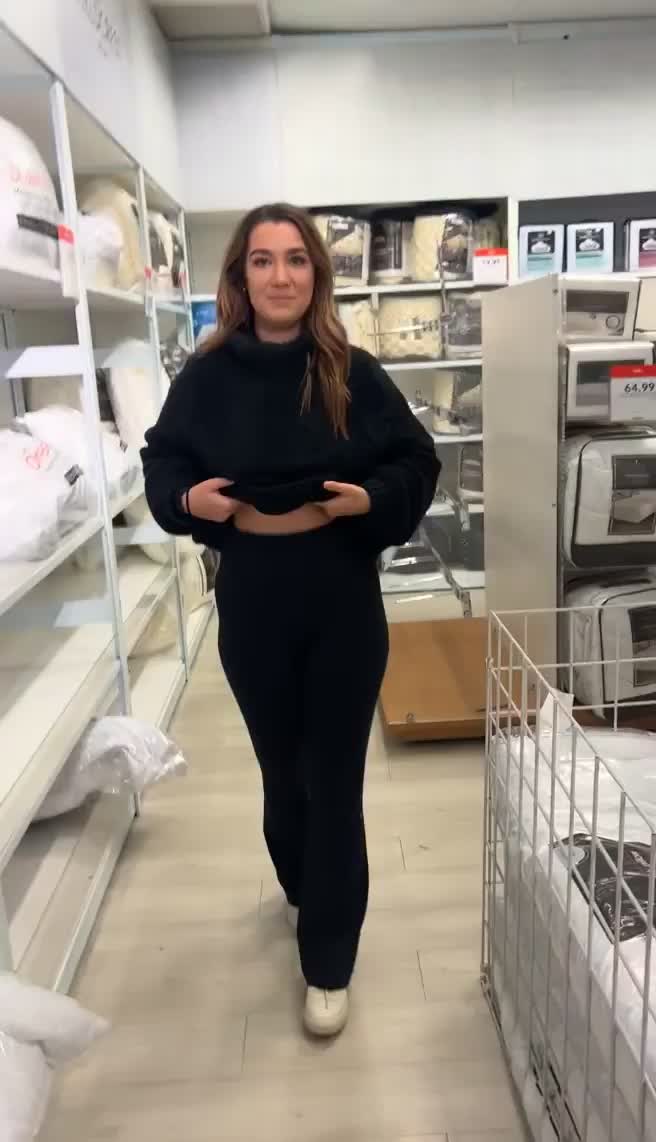 Would you date a 19 y/o [f]asher? 😝 | Scrolller