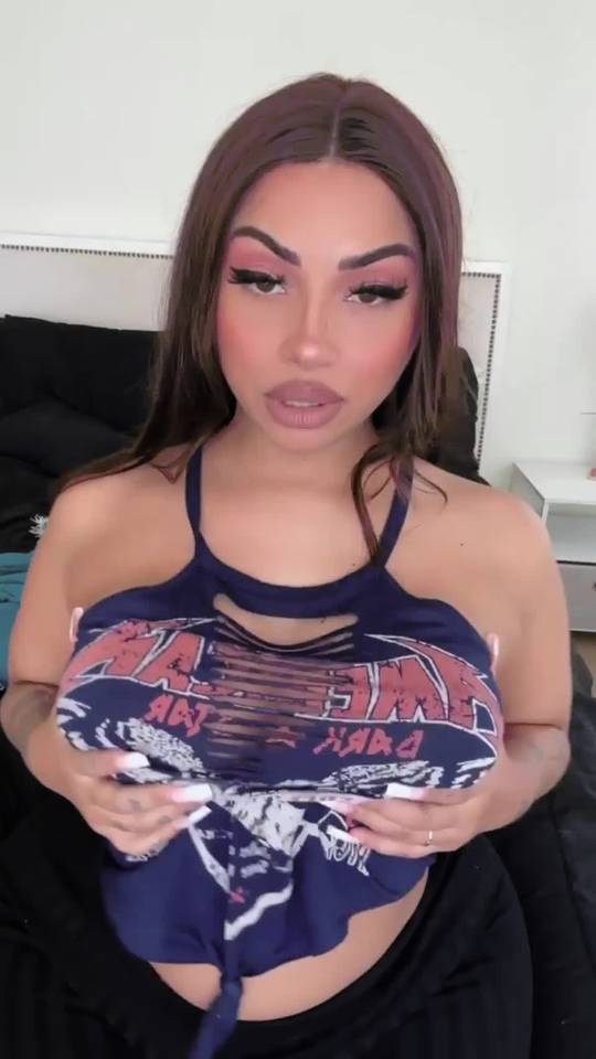 Would you fuck me on the first date? | Scrolller