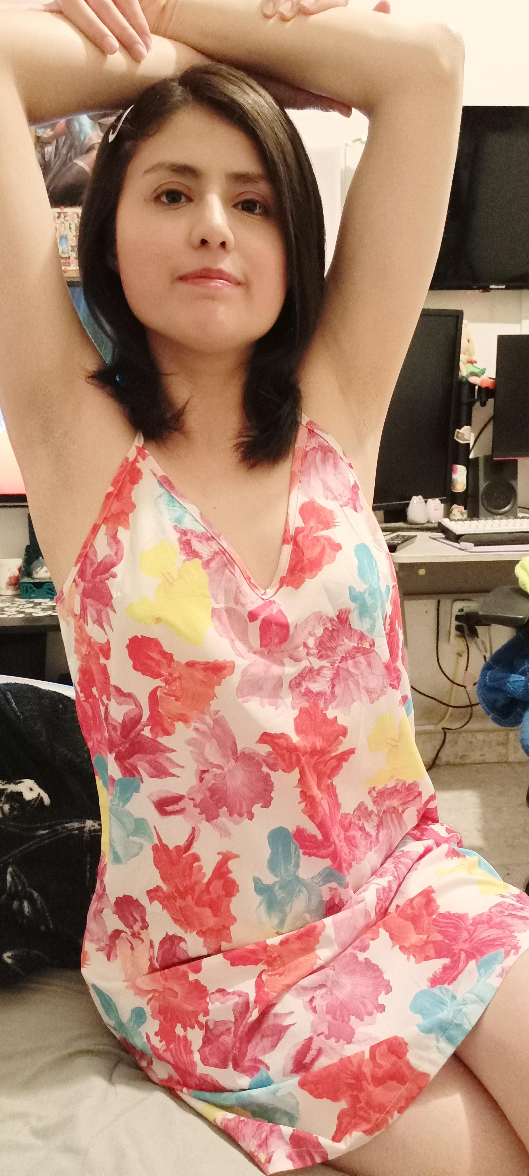 Would you like a sniff? | Scrolller