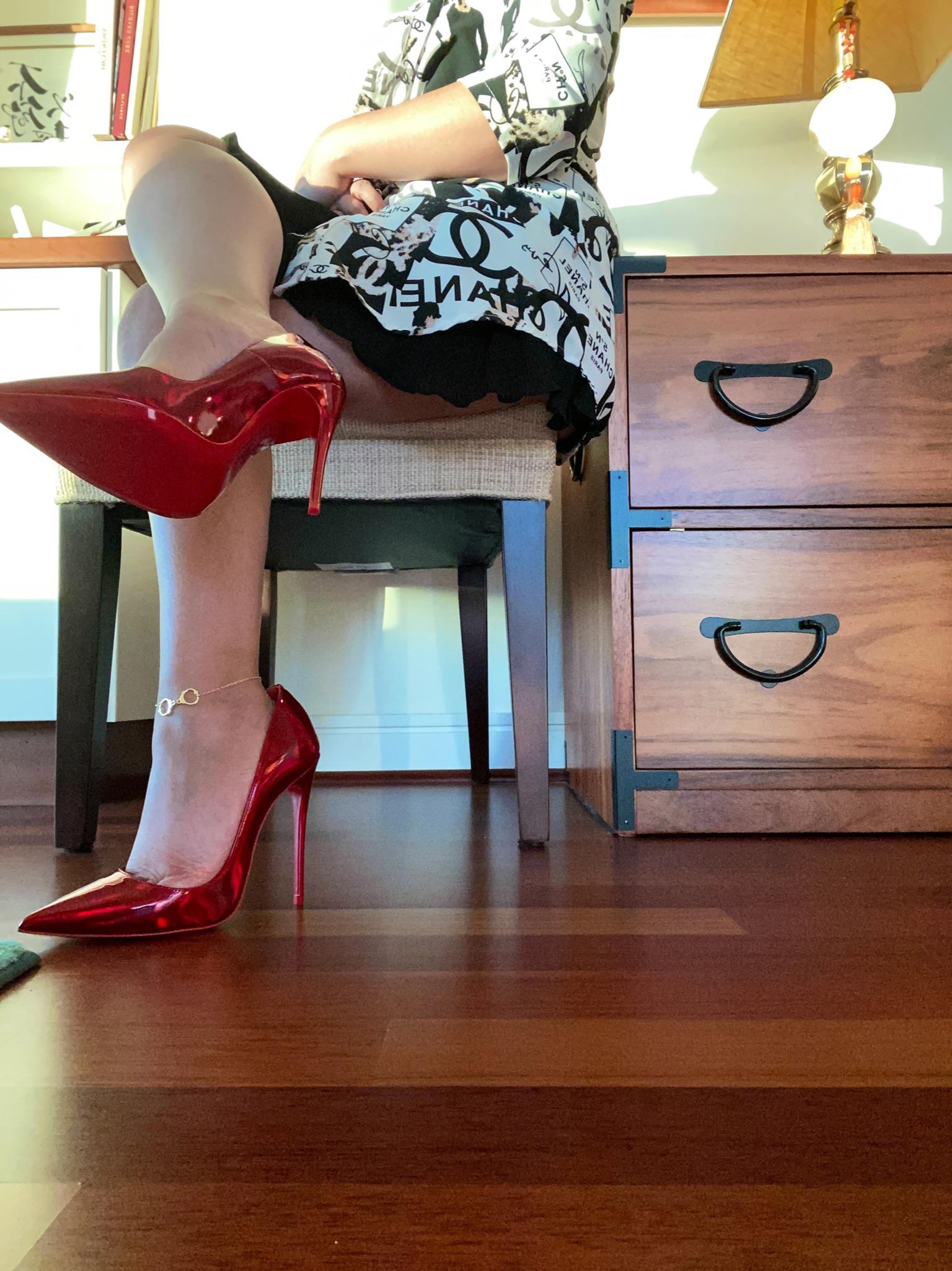 Yes…boss | Scrolller