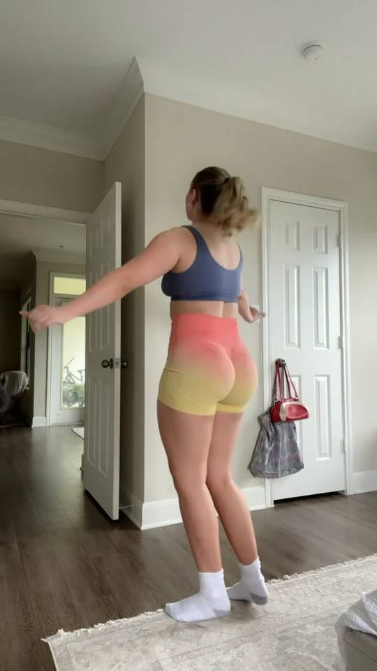 You can breed me after my lift | Scrolller