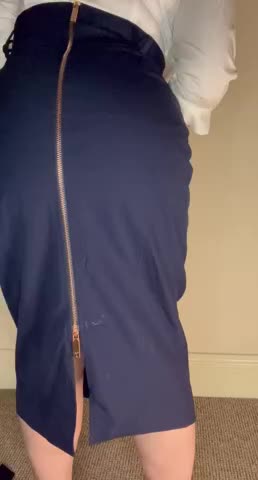 You could be the one leaving a handprint instead?! | Scrolller