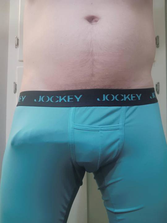 You walk in on me are you pulling them down? | Scrolller