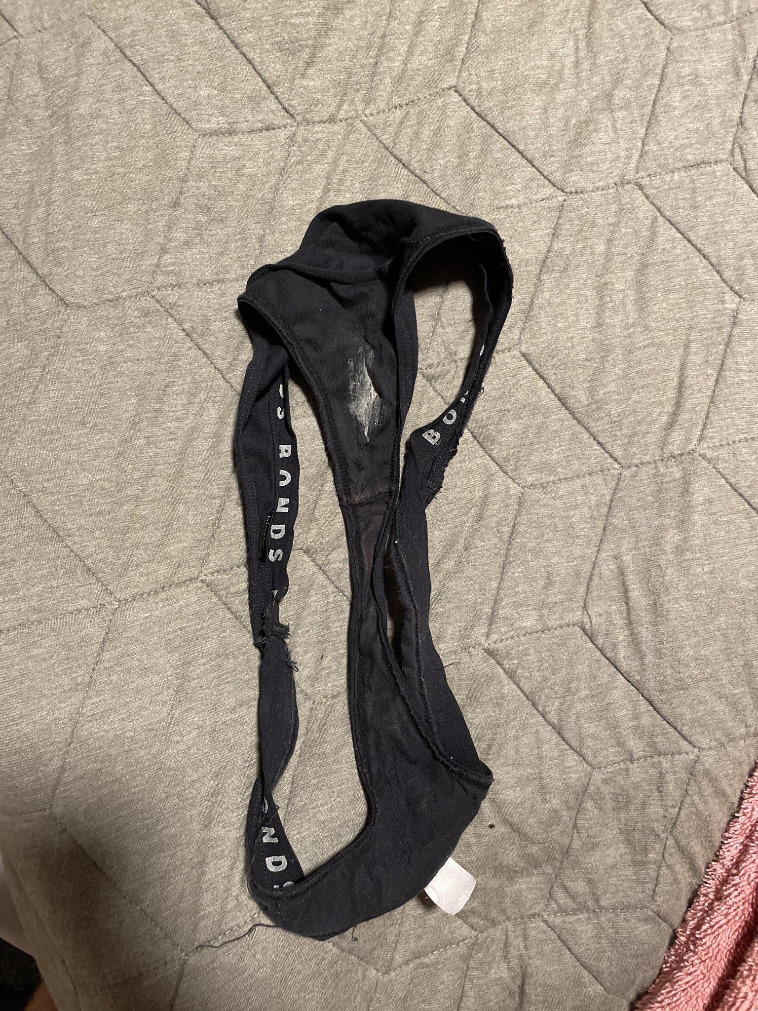 You want to smell mommy’s dirty thong ? | Scrolller