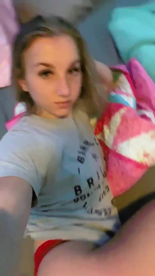 Your face goes here | Scrolller