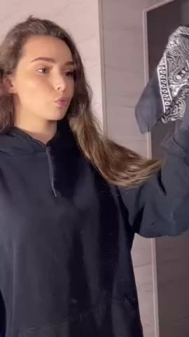 Your lil shawty | Scrolller