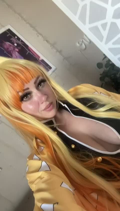 Zenitsu [Demon Slayer] (Twobrattycats) | Scrolller