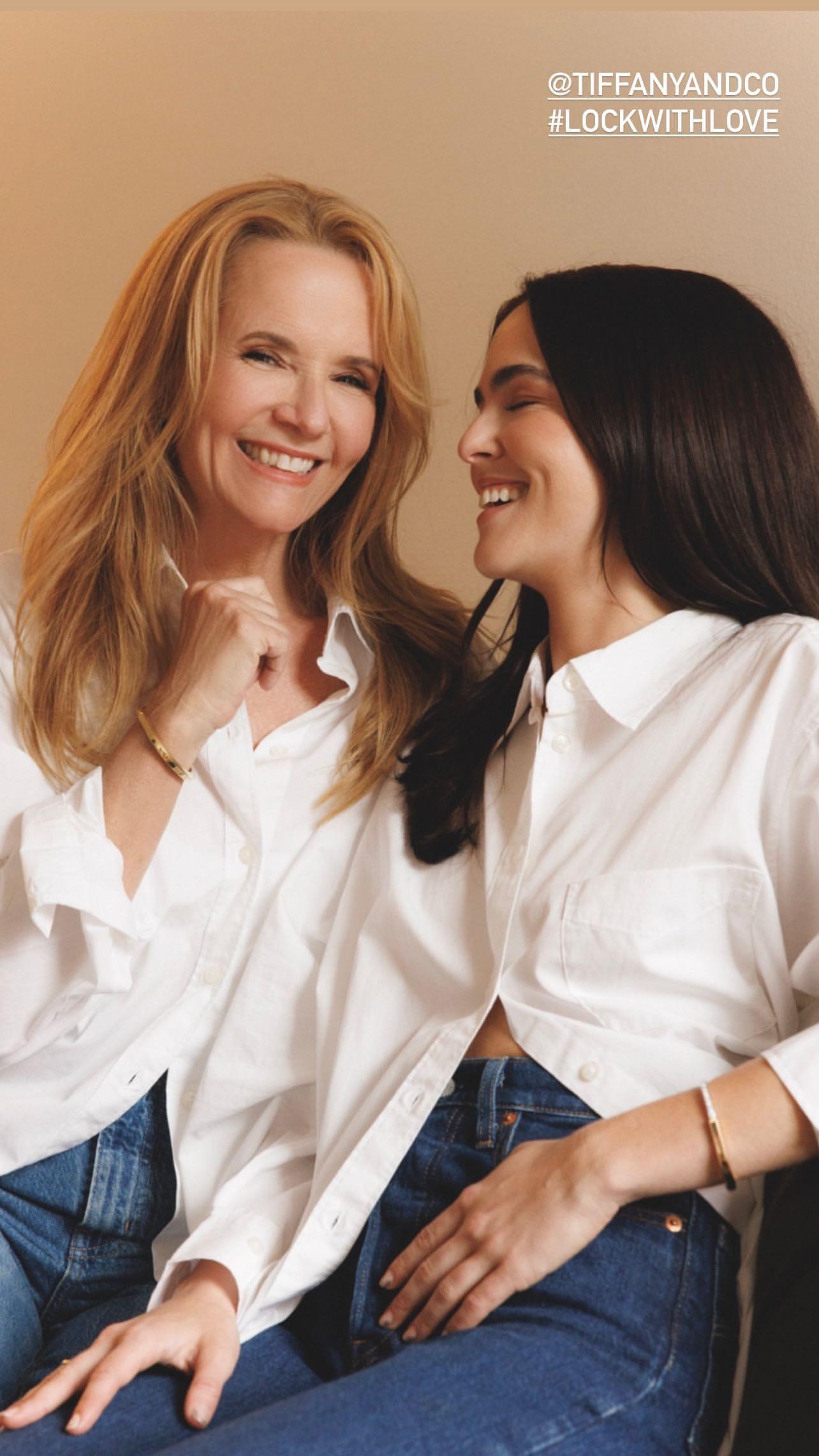 Zoey Deutch with Lea Thompson | Scrolller
