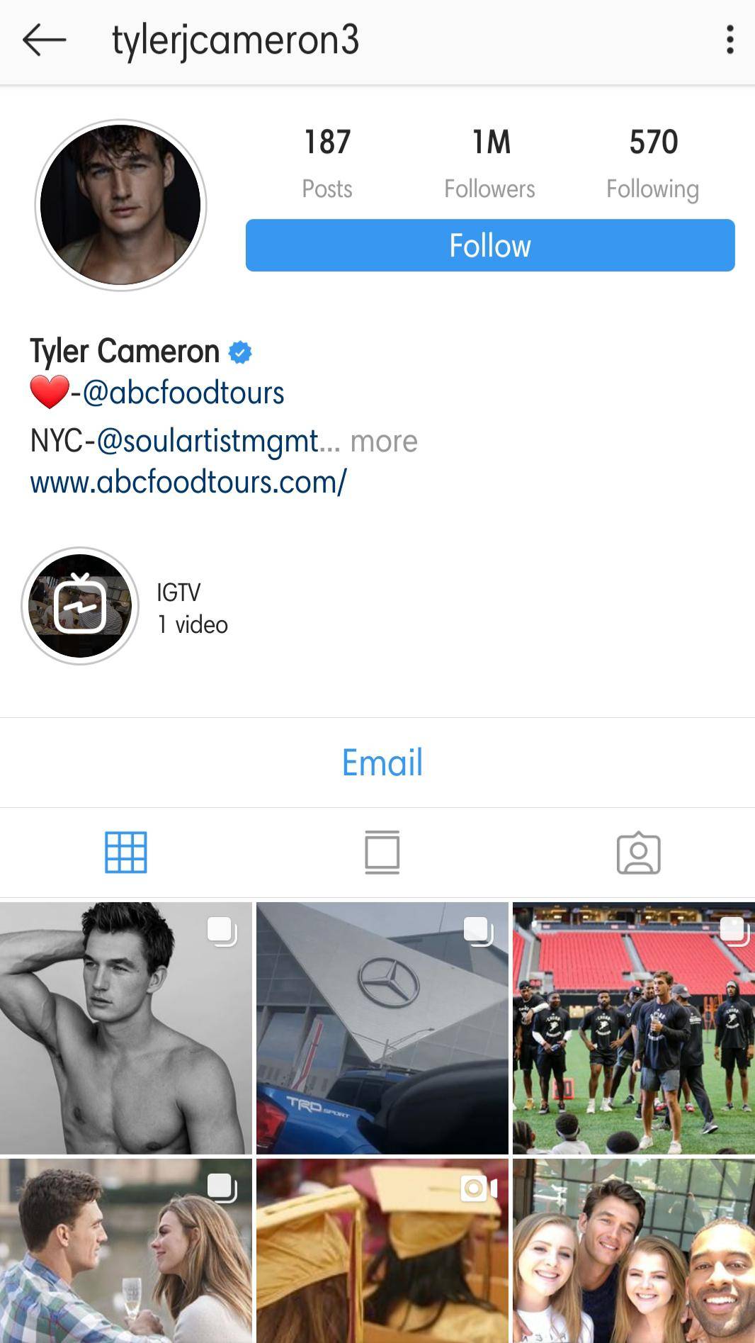 1 million!!! 🎉🎊 | Scrolller