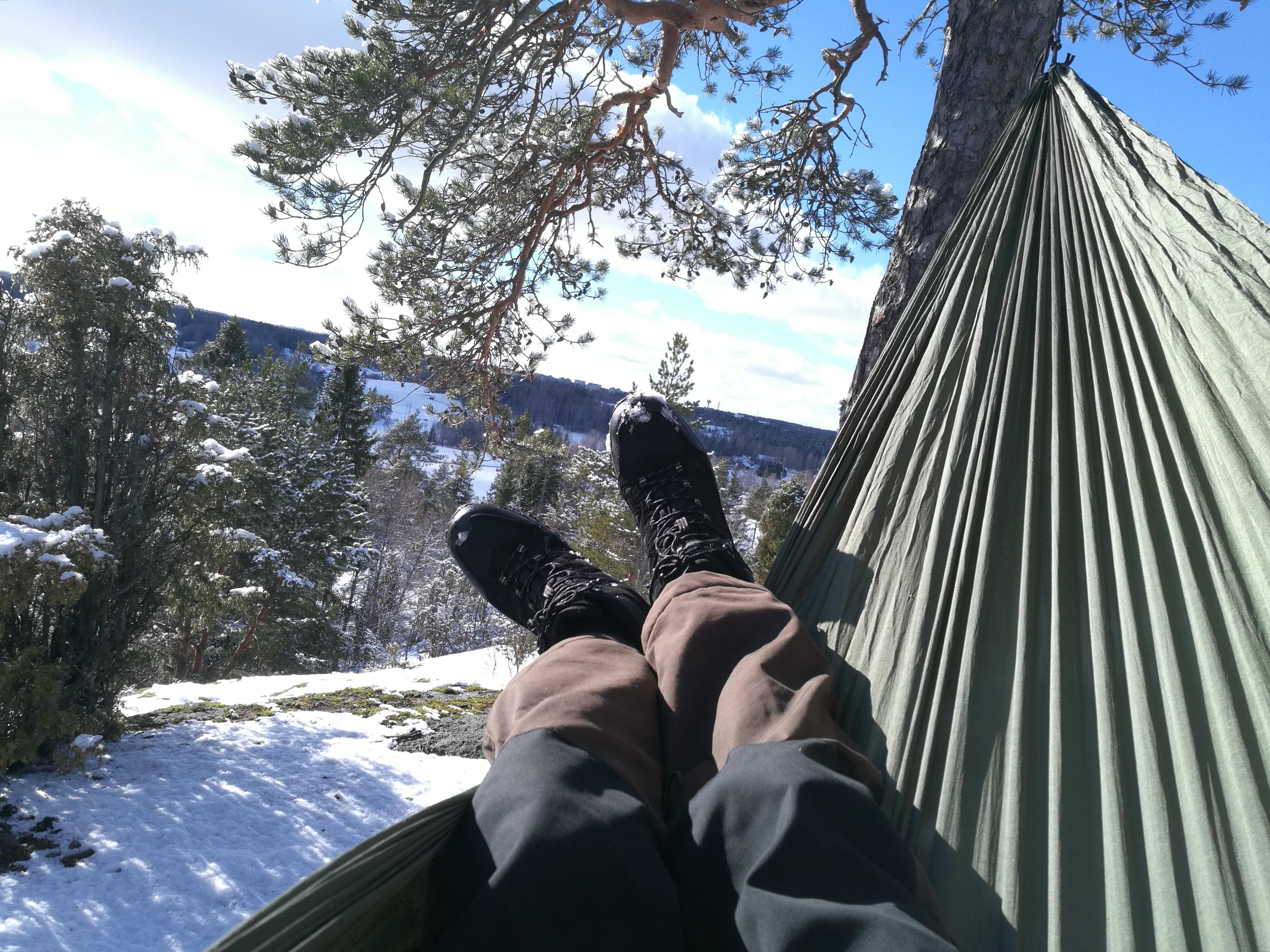 -11°C hammocking in Finland | Scrolller