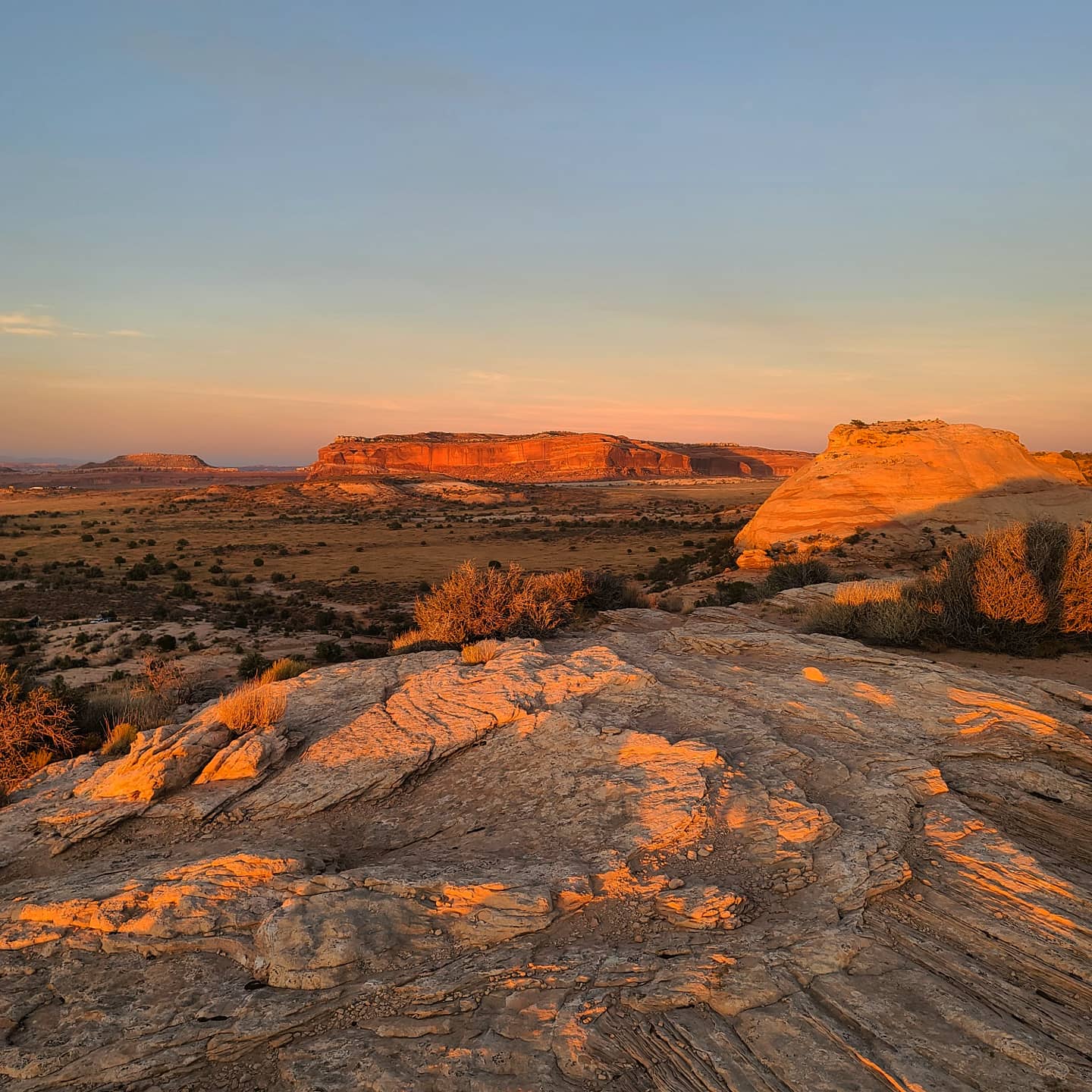 [1440x1440] [OC] Golden hour last night in Moab. | Scrolller