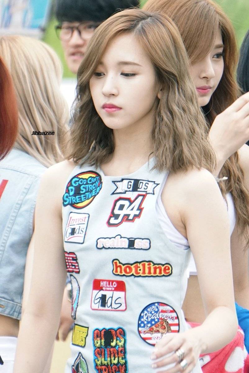 160611 Mina | Scrolller